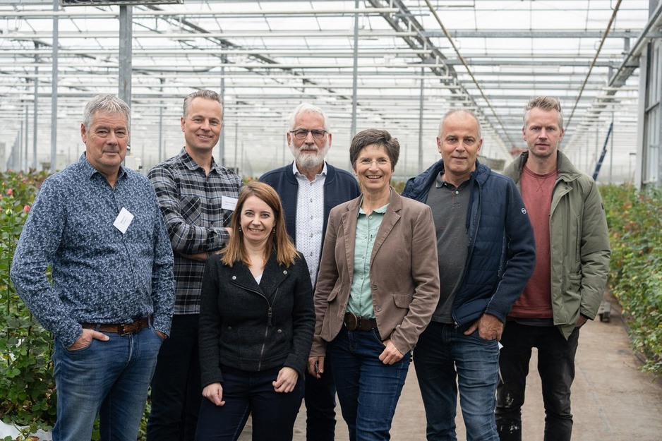 24 DryGair-units regelen luchtvochtigheid op Rozenkwekerij Van der Hulst